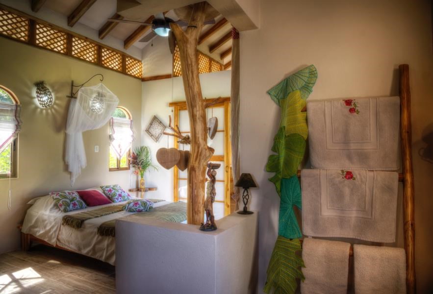 EXCEPTIONAL PROPERTY, AN EAGLE'S NEST IN A LUSH GREEN ENVIRONMENT ...